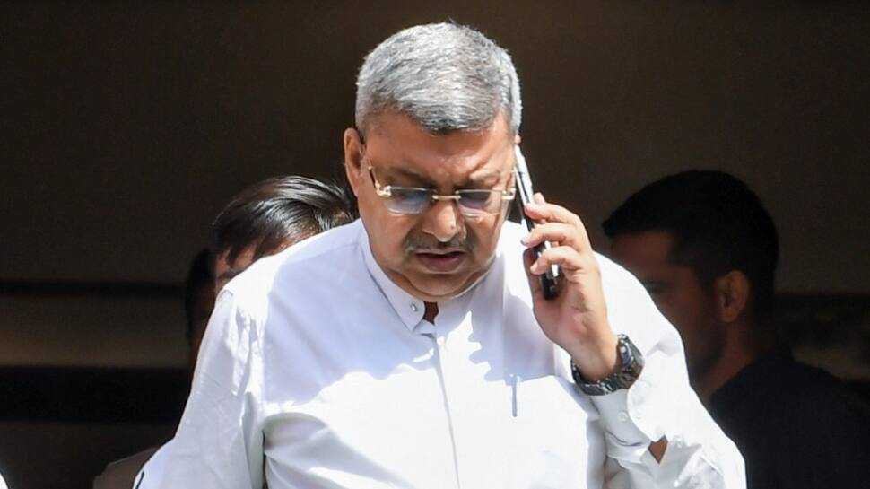 TMC MPs WhatsApp Row Explained: Verbal Spat, WhatsApp War Among MPs Expose TMC's Internal Rift ...