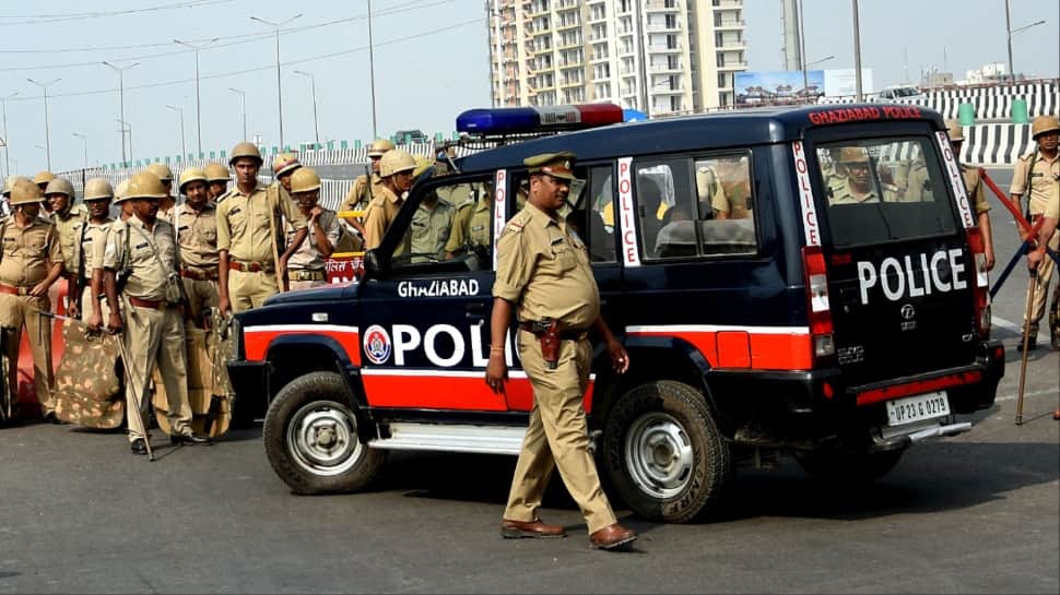 UP Shocker: Couple Elopes Leaving Spouses, 9 Children Behind | India ...