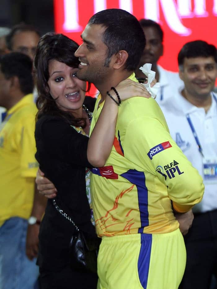 MS Dhoni’s Wife: 10 Fascinating Facts About Sakshi Singh Dhoni That ...