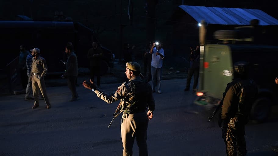 Indian Navy, IB Officers Killed In Pahalgam Terror Attack In J& UAE ...