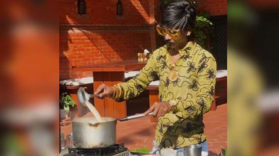 From Tea Seller To Social Media Star: Meet Chaiwala Who Started Selling Tea With Rs 7, Now ...