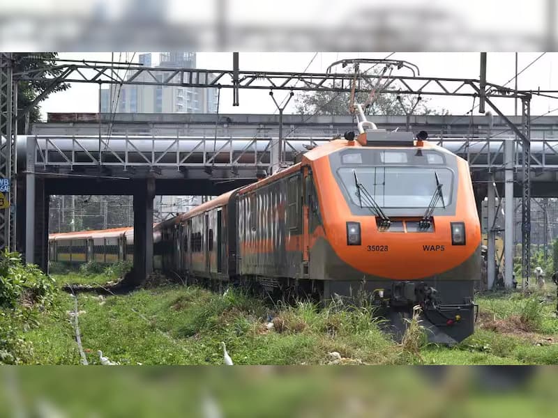 Howrah-Mumbai Amrit Bharat Express: Train To Halt At 23 Stops Including ...