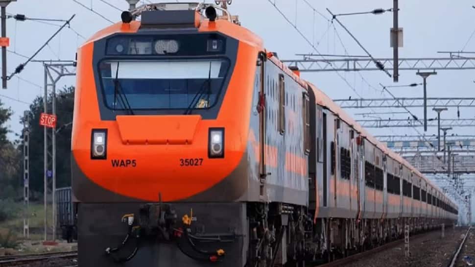 Howrah-Mumbai Amrit Bharat Express: Train To Halt At 23 Stops Including ...