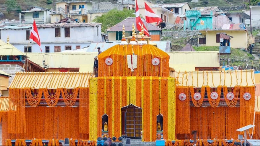 Char Dham Yatra 2025: Shri Badrinath Dham Opens To Devotees With ...