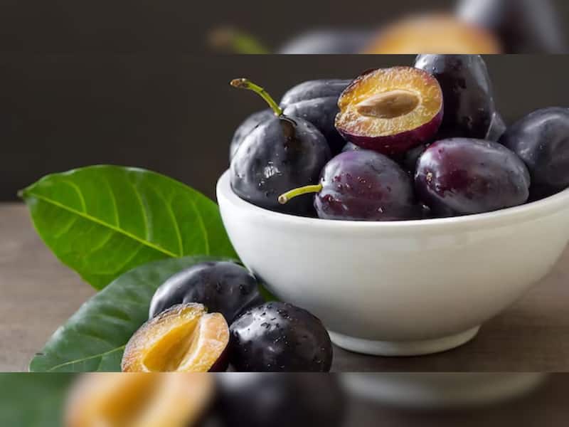 10 Indian Foods To Reduce And Control Blood Sugar Levels | News | Zee News