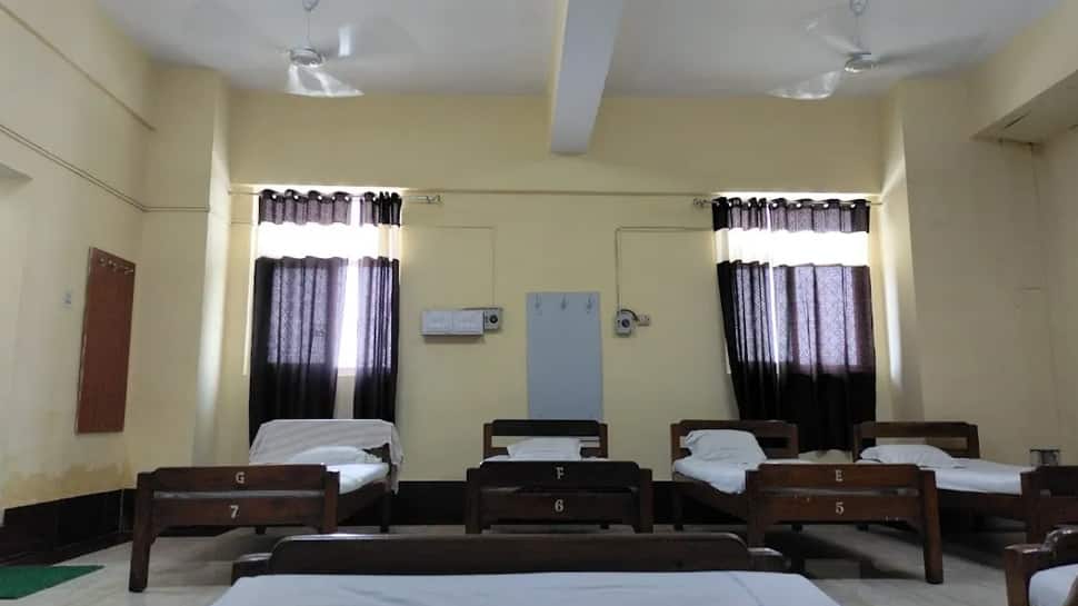 IRCTC Retiring Room Booking: Indian Railways Room Types, Stay Duration ...