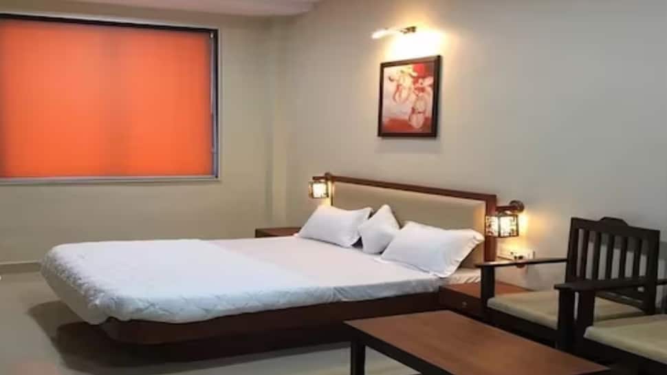 IRCTC Retiring Room Booking: Indian Railways Room Types, Stay Duration ...