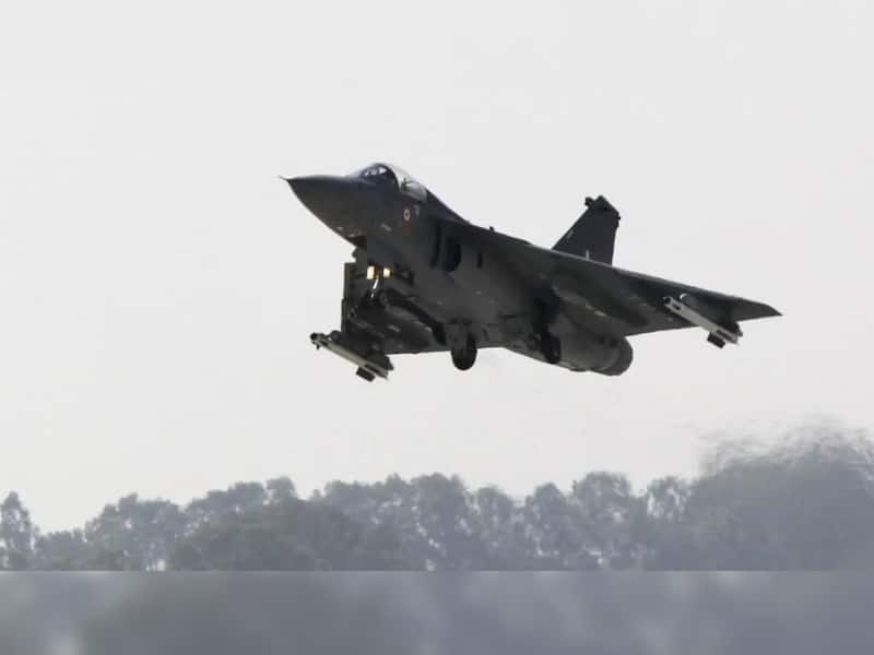 Dogfight Masters: India's Top 5 Fighter Jets That Dominate The Skies ...