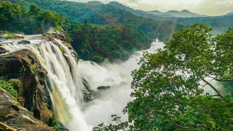 Explore These 7 Lesser-Known Waterfalls In South India For Your Next ...