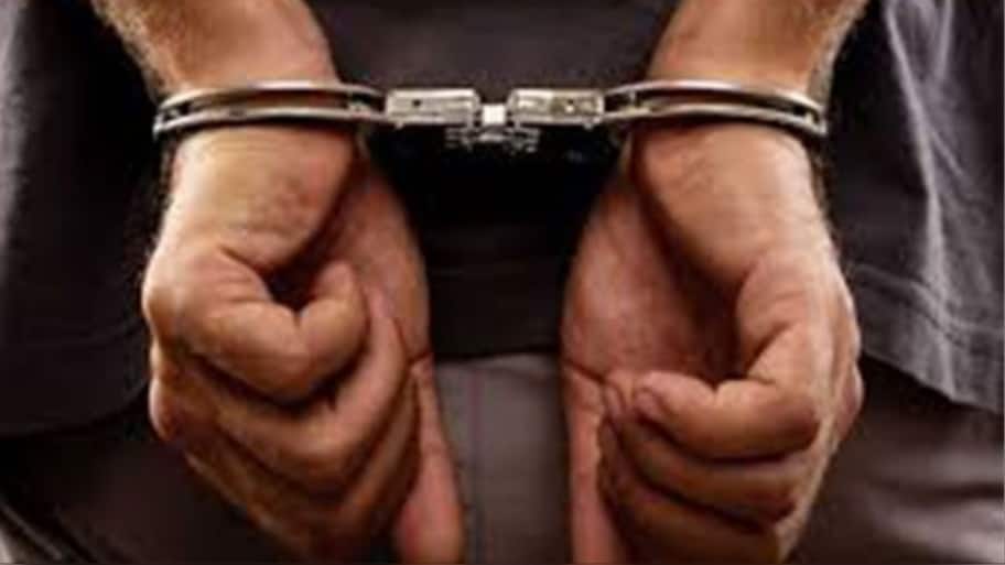 Software Expert, Aide Held In Delhi For 'Fake Rural Ministry' Job Scam ...