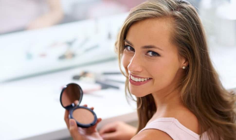 Top 4 Compact Powders Under ₹ 299 That Give You a Flawless Finish ...