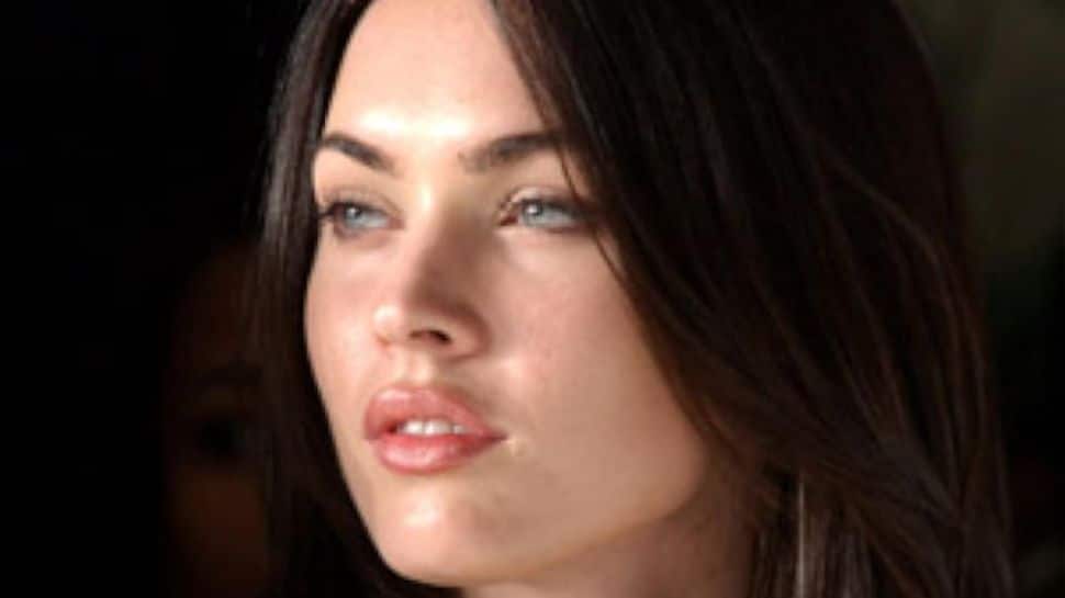 Megan Fox Announced 'Unexpected' Pregnancy With Machine Gun Kelly ...