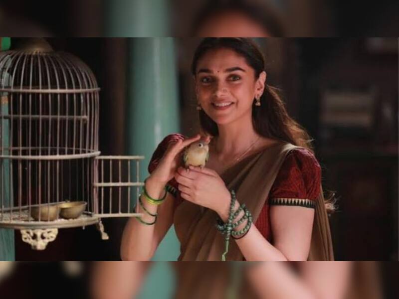 Meet The 46-Year-Old Actress-Singer Whose Great-Grandfather Was Prime ...