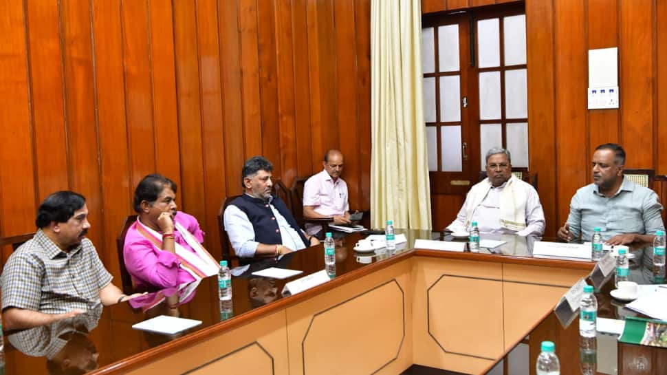 Karnataka: Suspension Of 18 BJP MLAs Revoked | India News | Zee News