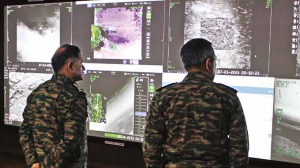 Operation Sindoor Inside Pics: From 3 Services Chiefs Monitoring Action ...