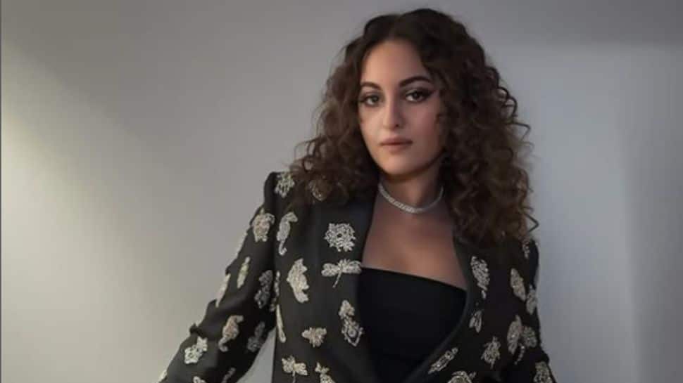 Sonakshi Sinha's Psychological Thriller ‘Nikita Roy’ To Release On THIS ...