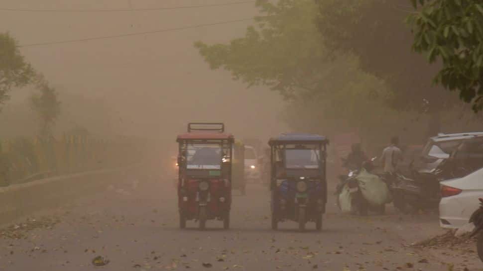 Delhi NCR Weather Update: Sudden Dust Storms And Thunderstorms Bring Rainfall To The Capital ...