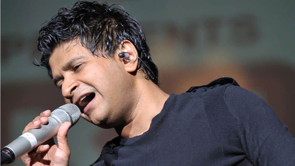 Palash Sen Recalls KK On His Death Anniversary | People News | Zee News