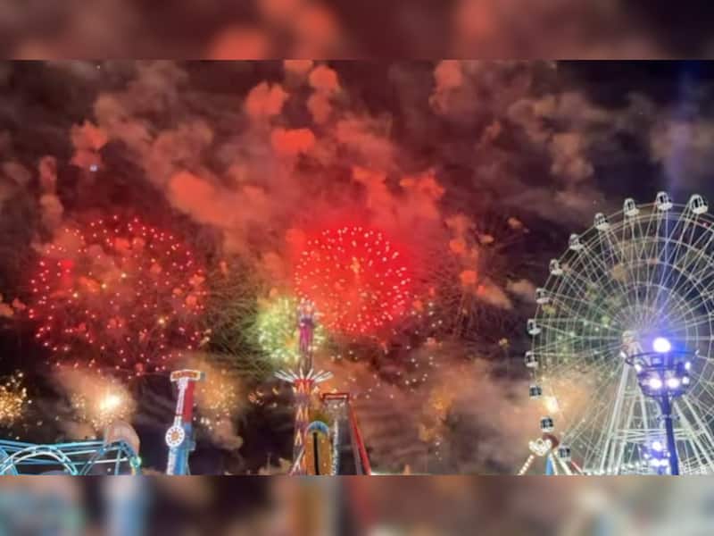 World's Largest Fireworks: Abu Dhabi Creates Guinness World Records ...