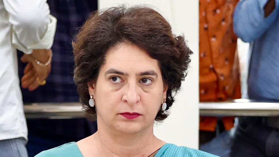 Kerala HC Issues Summons To Priyanka Gandhi Over Petition Challenging ...