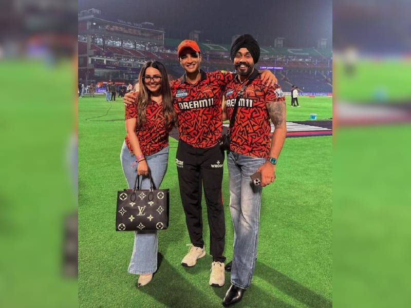 Komal Sharma: The Mystery Girl Behind Abhishek Sharma’s Rise – Age ...