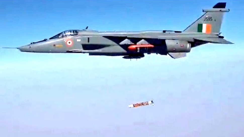 Runway Destroyer: How India’s SAAW Can Cripple Pakistani Airbases With ...