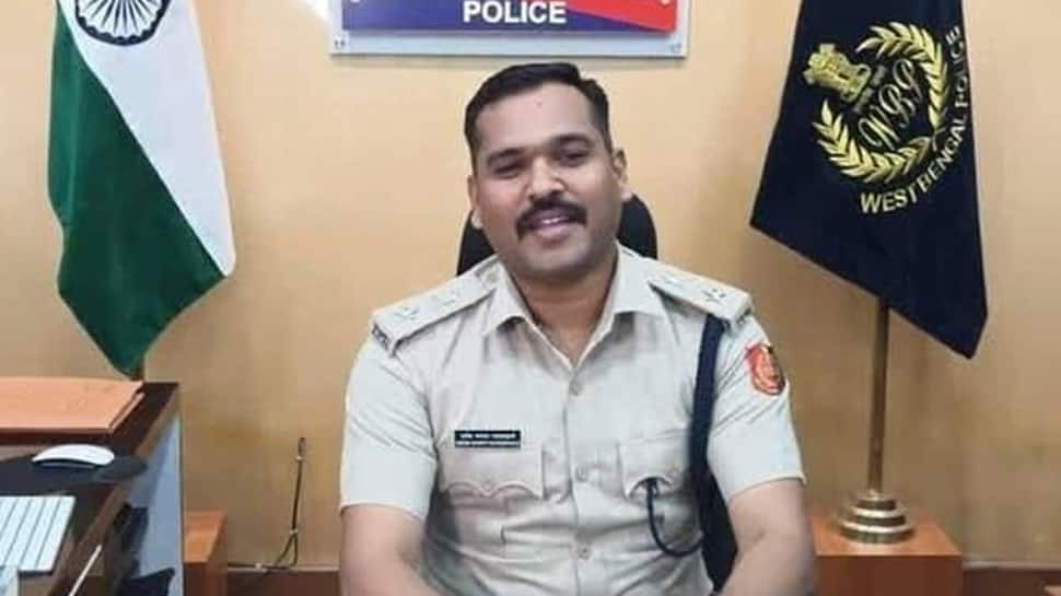 12th Fail Boy Who Used To Sell Milk To Support Family Became IPS ...