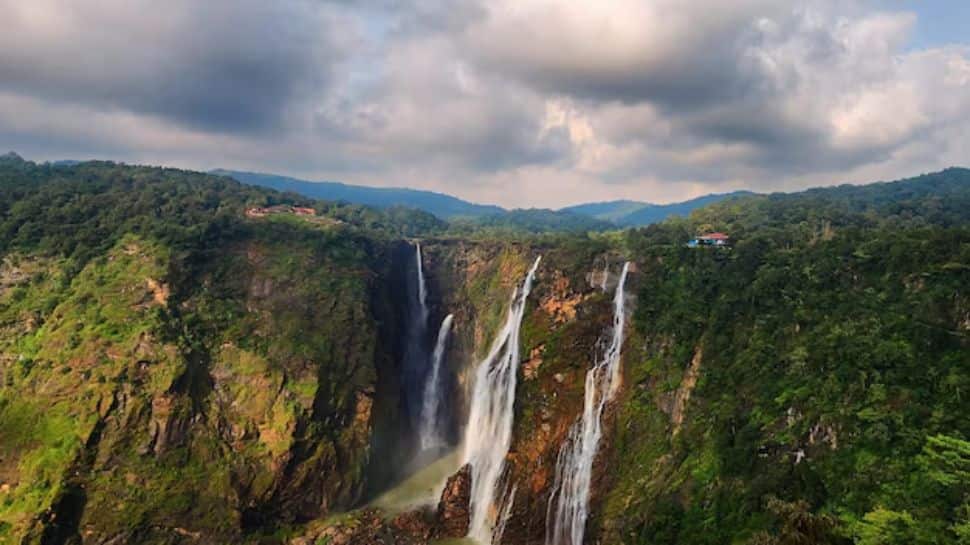 10 Stunning Waterfalls In India You Must Visit During Monsoon For The ...