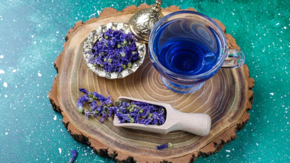 5 Powerful Reasons To Start Drinking Blue Tea Daily For Natural Detox ...