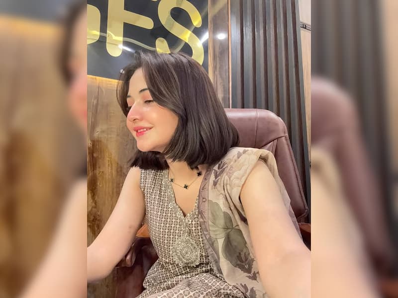 Who Is Bushra Memon? Meet Pakistani Doppelganger Of Hania Aamir Who Is A Spitting Image Of The ...