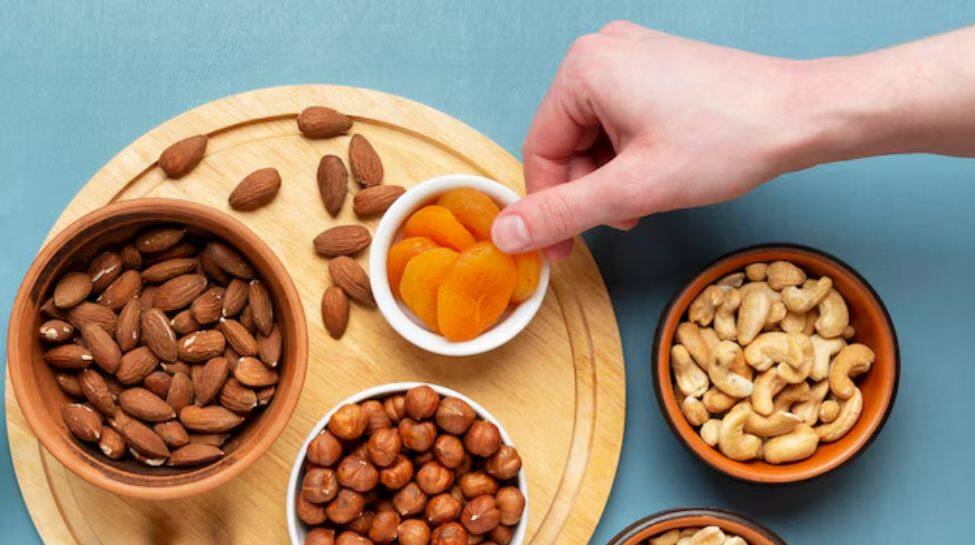 6 Easy Ways To Add Nuts And Dry Fruits To Your Summer Diet | Lifestyle ...
