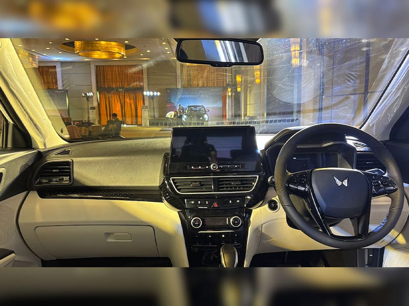 New Mahindra XUV 3XO RevX Explained In 8 Pics - Check What's New In ...