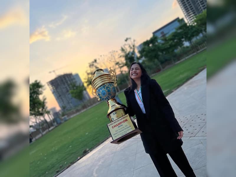 Meet Divya Deshmukh: 19-Year-Old Chess Prodigy Making History At The ...