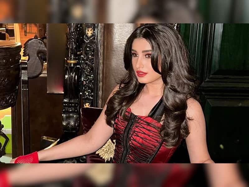 Meet New Wave Of Sensational Bollywood Debutants: Ahaan Panday, Aneet ...