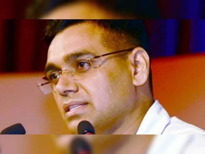 Meet Maharashtra IG Manoj Kumar Sharma: Worked As A Peon, Turned Auto ...