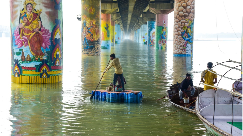Delhi On Alert: Yamuna Breaches Warning Level As North India Faces ...