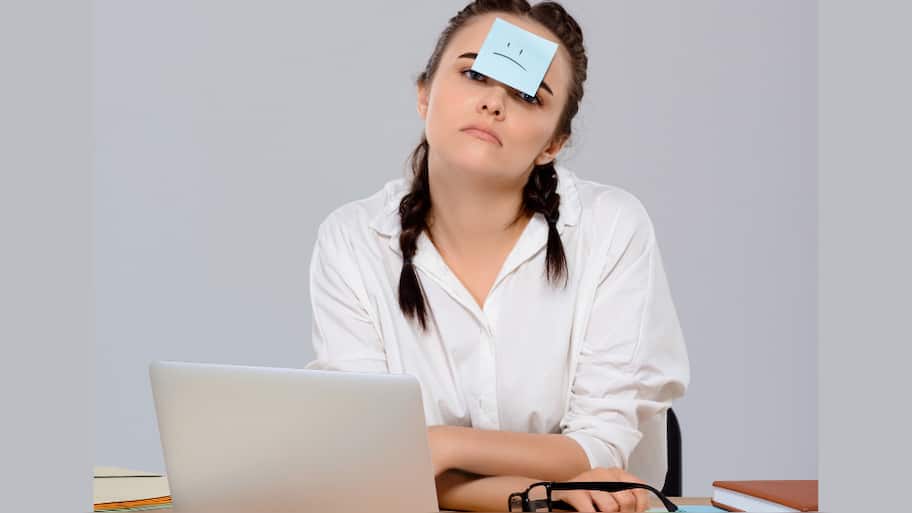 Gen Z’s Viral Take Of 'Hustle Culture' Sparks Online Debate | VIDEO ...