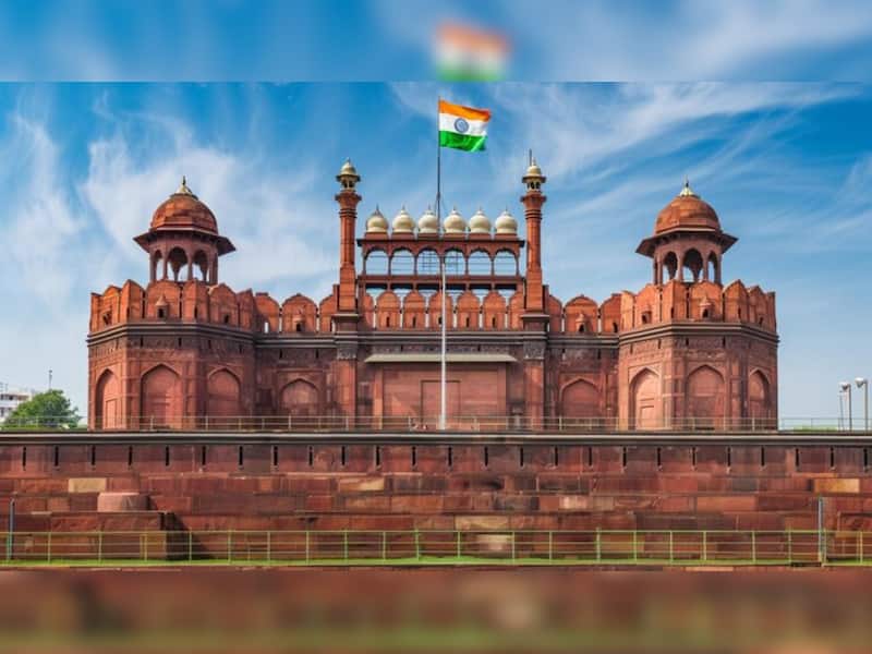 Independence Day 2025: 7 Iconic Historical Places In Delhi You Must ...