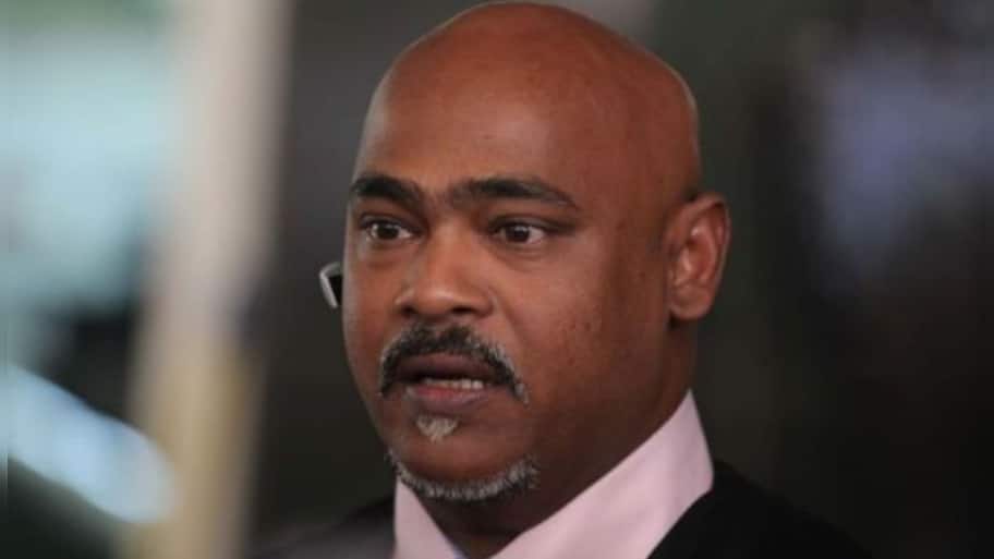 Vinod Kambli Health Update: Former India Star Struggles To Walk And ...