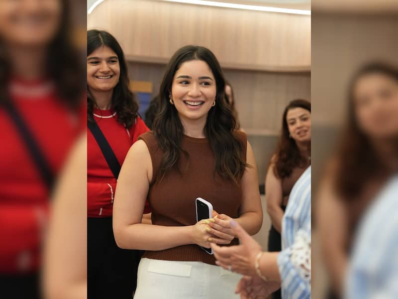 Sara Tendulkar Launches Pilates Studio in Mumbai; Sachin Tendulkar ...