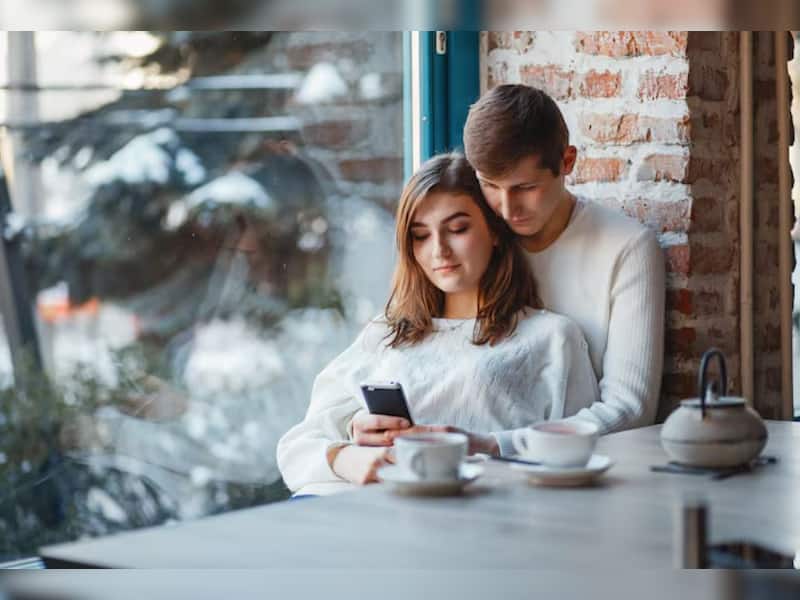 Gen Z Dating Alert: 10 Places You Should Never Go On Your First Date ...