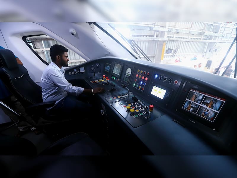 7 Fastest Vande Bharat Trains - Five Of These Run At 130 Kmph Speed On ...