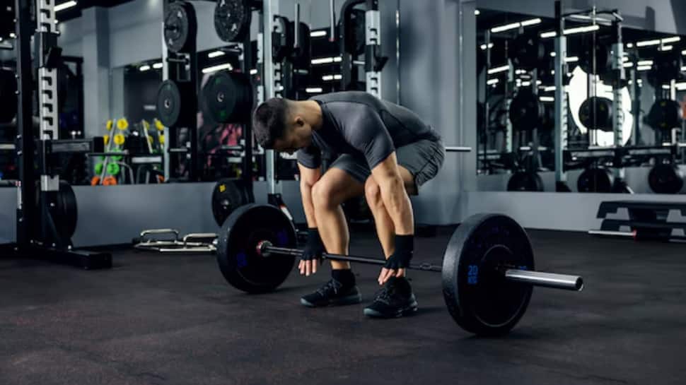 5 Deadlift Mistakes To Avoid If You Want To Protect Your Back And ...