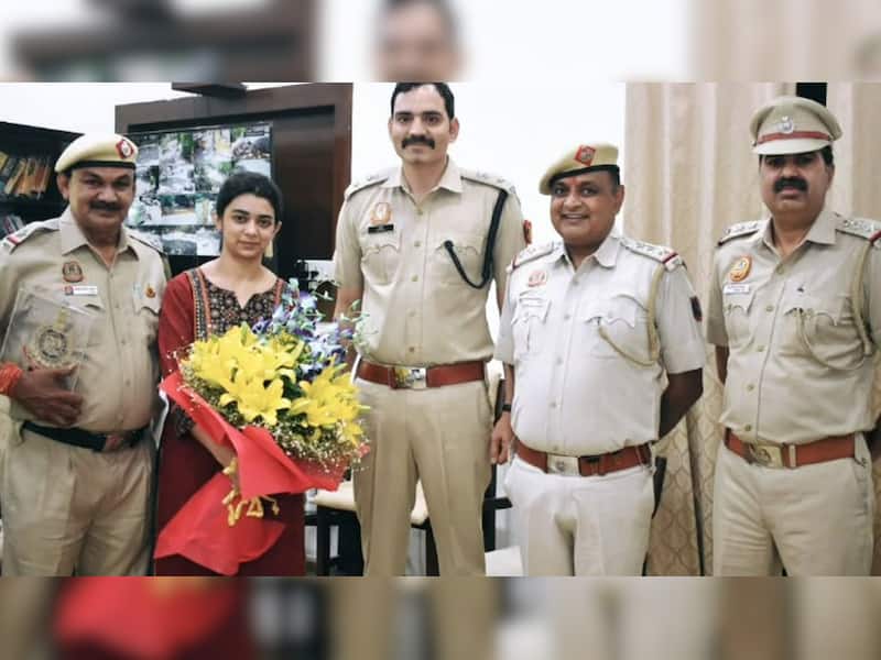 Meet Rupal Rana: IAS Officer Who Lost Mother At Young Age, Overcame ...
