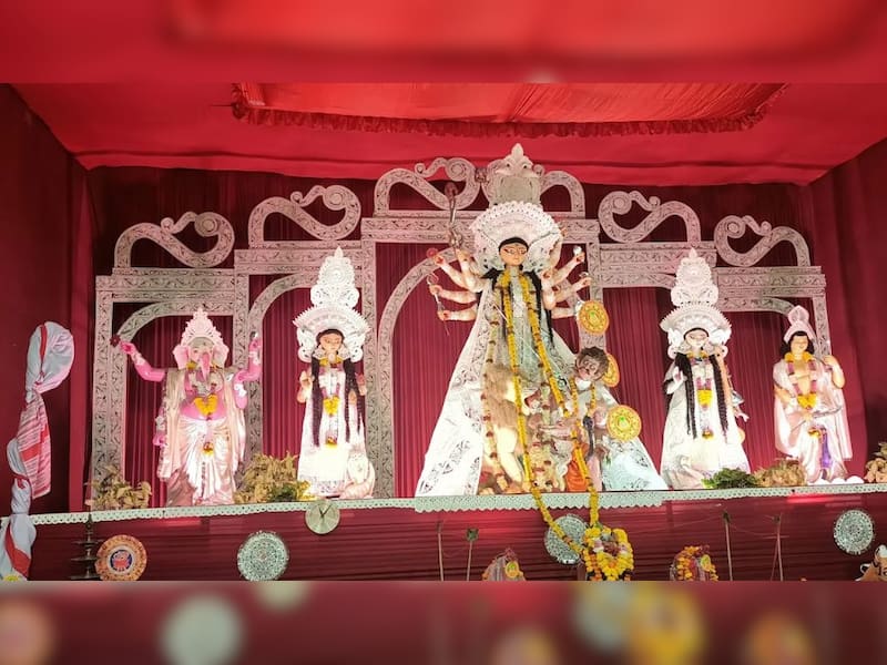10 Iconic Durga Puja Temples in Delhi-NCR You Must Visit For Festive ...