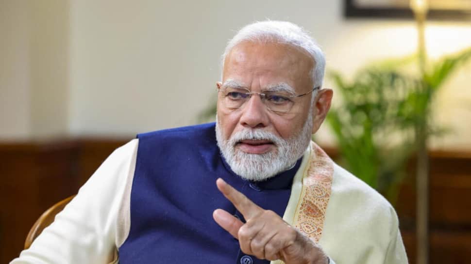 PM Narendra Modi Birthday Special: From Fruit-Only Navratri Diet To ...