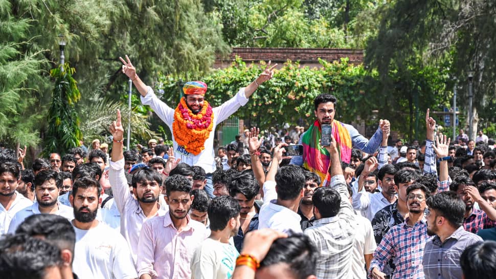 DUSU Polls: Big Setback For Low Attendance Students, Delhi High Court ...