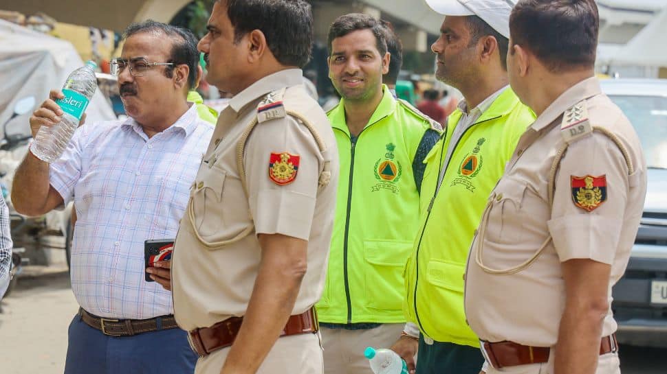 'No Liquor Traces Have Been Found In Any Of Them...': Delhi Police On ...