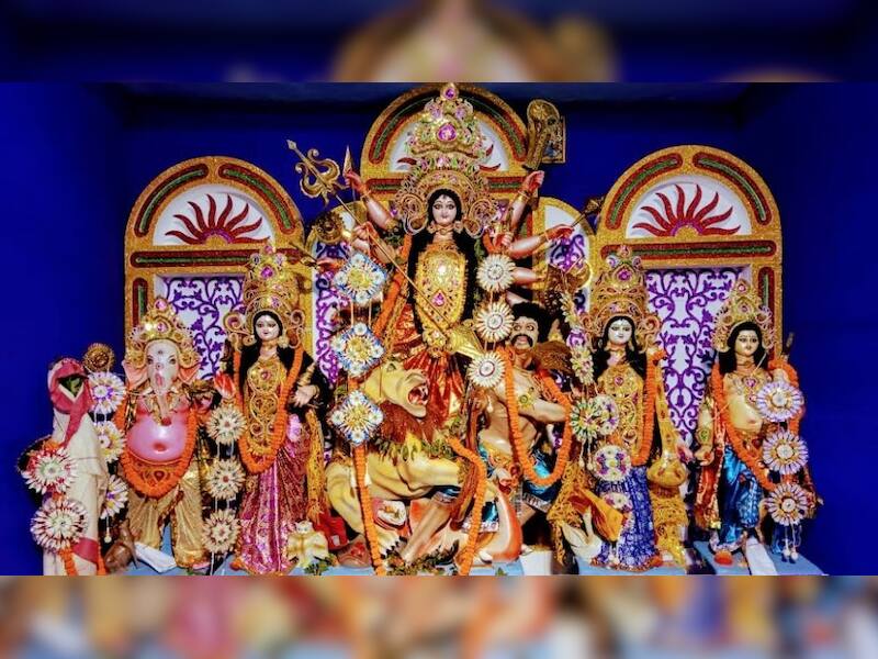 Navratri 2025 In India: 4 Destinations You Can't Miss For Vibrant Festivities, Dance, Music, And ...