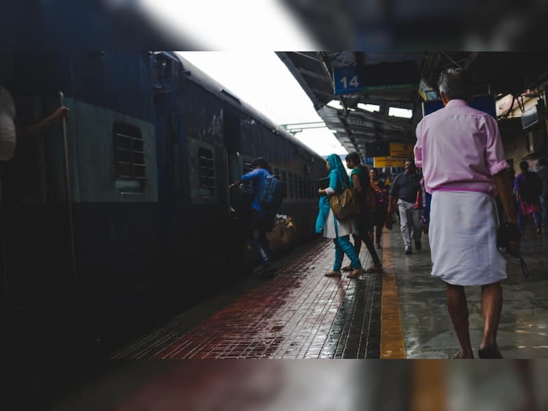 India's Longest Train Route: 4 Days, 9 States, 4189 Km, 50+ Stations ...